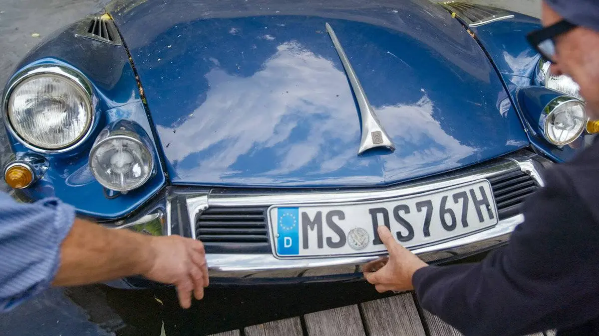 Casting Automobiles de passion : acteurs, réalisateur