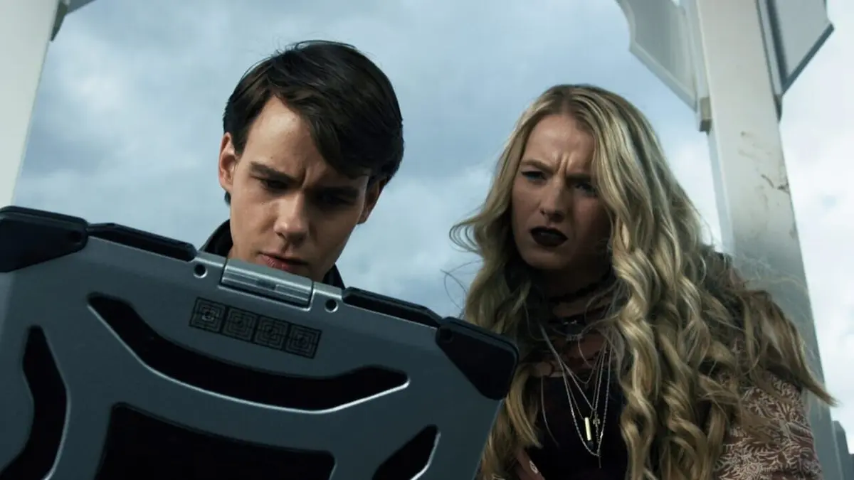 Alien Siege - Film (2018)