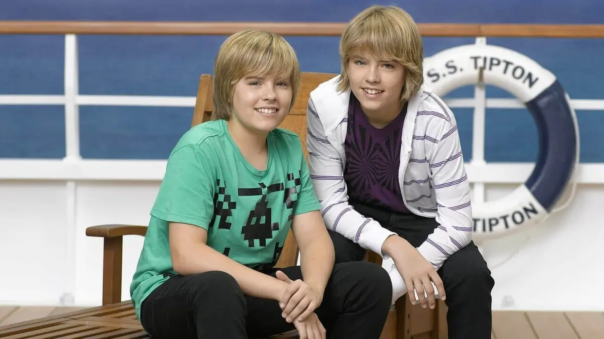 La vie de croisière de Zack et Cody S01E04 Le rein des océans (Série ...