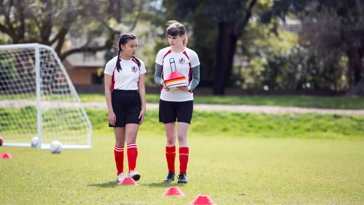 Mustangs FC S02E06 Pause et on reprend (Série) où regarder TV, Replay ...