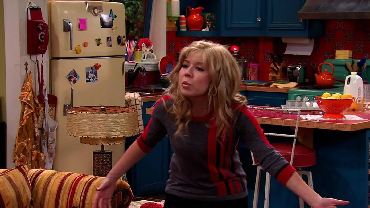 Sam & Cat S01E01 #NouvelleColocataire - Série (2013)