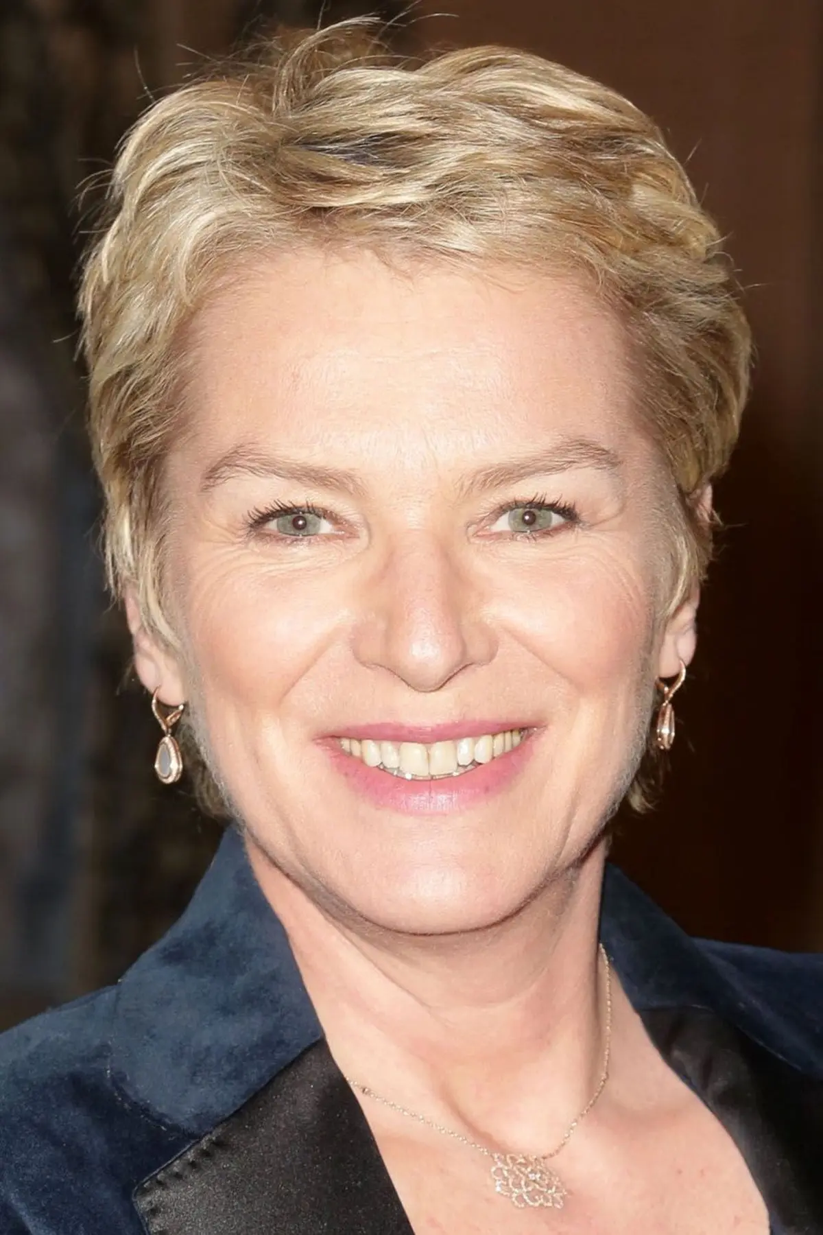 Élise Lucet biographie, news, photos, vidéos et avis