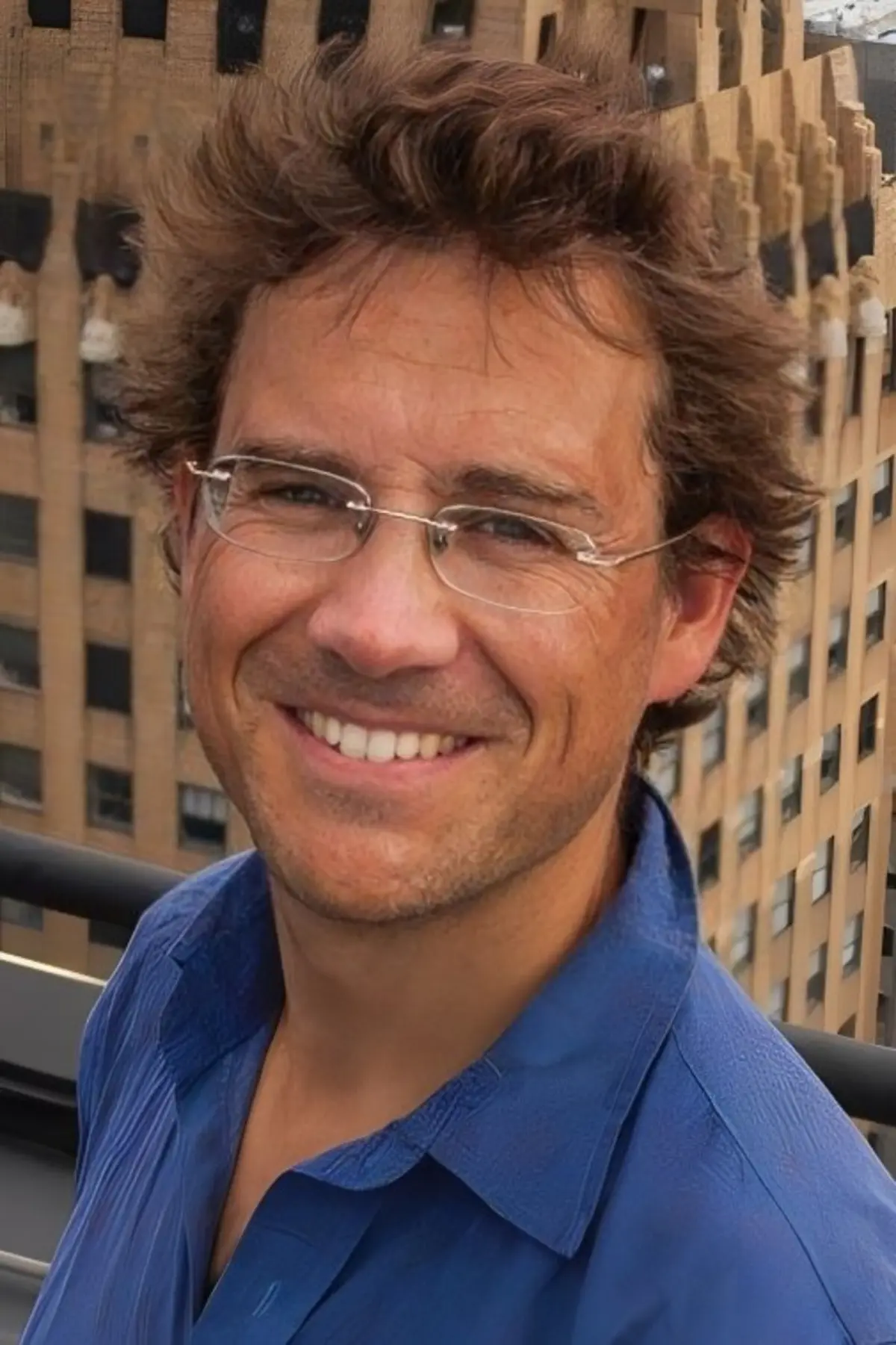 Fredi Devas biographie, news, photos, vidéos et avis