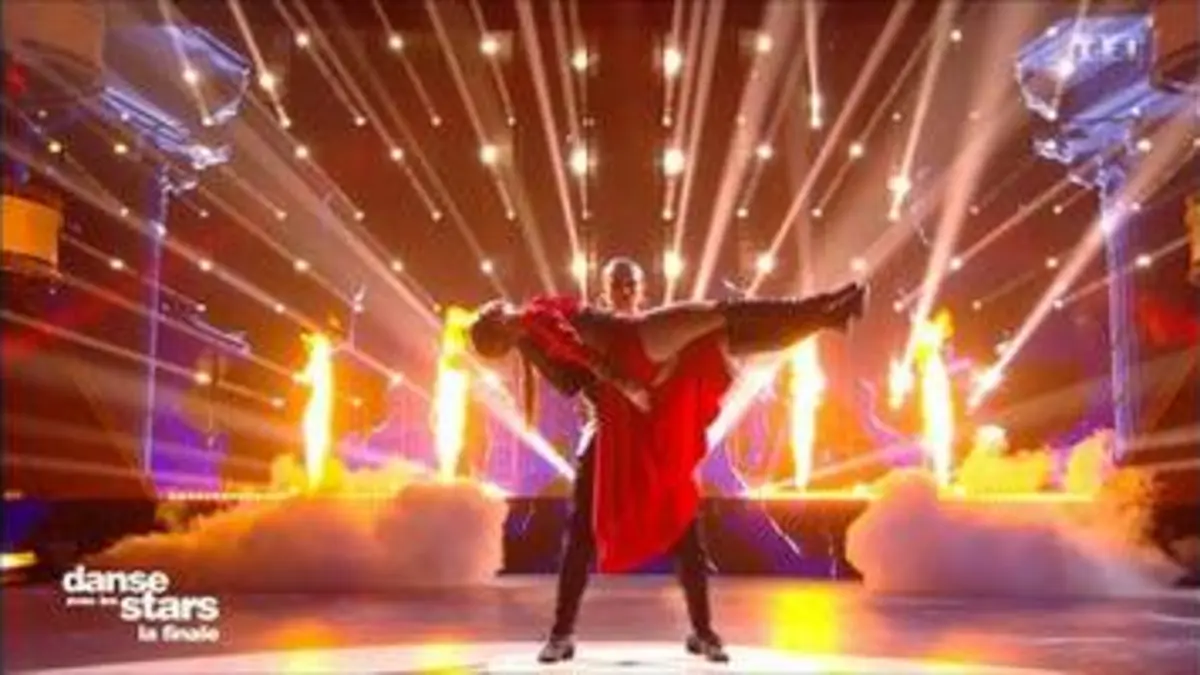 Danse avec les stars replay du 11/11/2022 : Danse avec les stars 2022 - Carla Lazzari et Pierre…