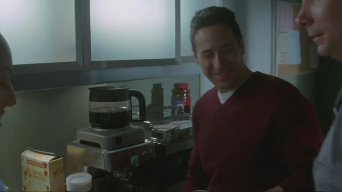 Numb3rs replay du 23/02/2024 : Numb3rs : S3 E15 - Dans la gueule du loup