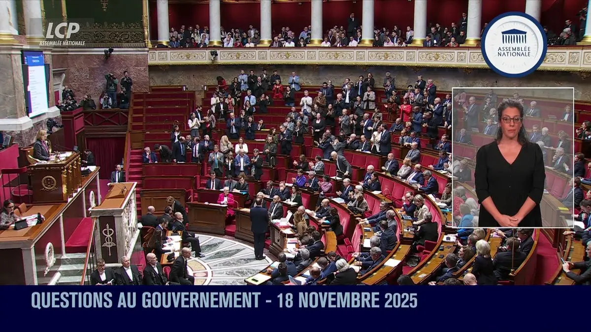 La Chaîne parlementaire replay du 18/11/2025 : Questions au ...