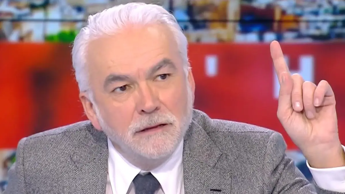 L'heure des Pros 2 replay du 10/01/2025 : "Si Emmanuel Macron venait ...