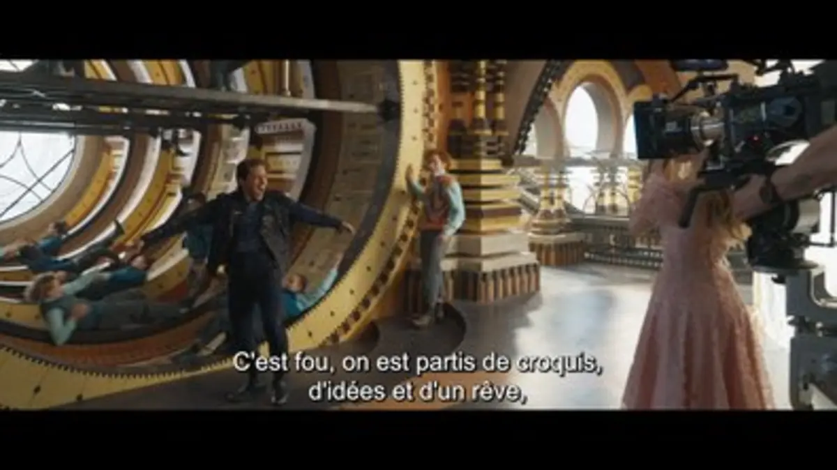 TF1 replay du 25/11/2024 : WICKED – Featurette « La construction de l ...