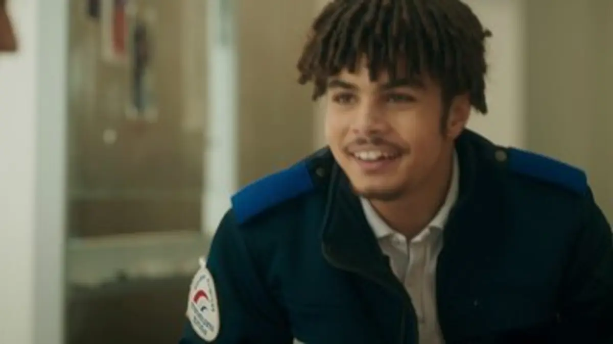 Replay La recrue du 13/05/2024 : La recrue - S01 E04 - Retour au lycée