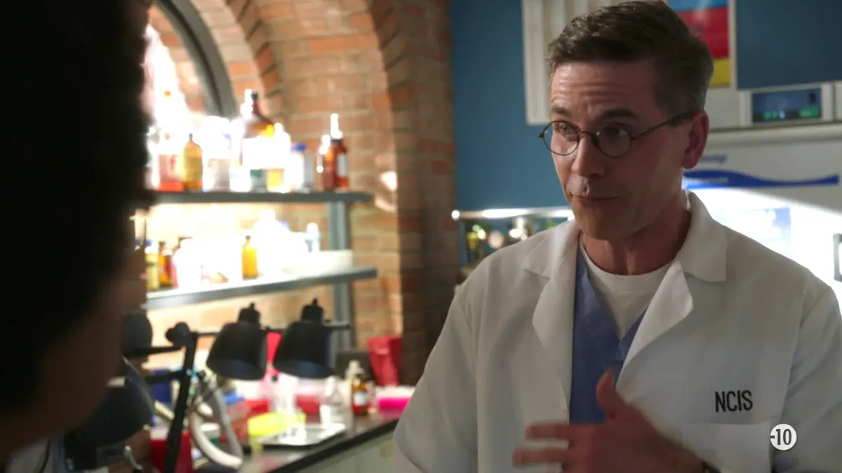 Replay NCIS du 25/05/2024 : NCIS : S19 E13 - Les anges gardiens