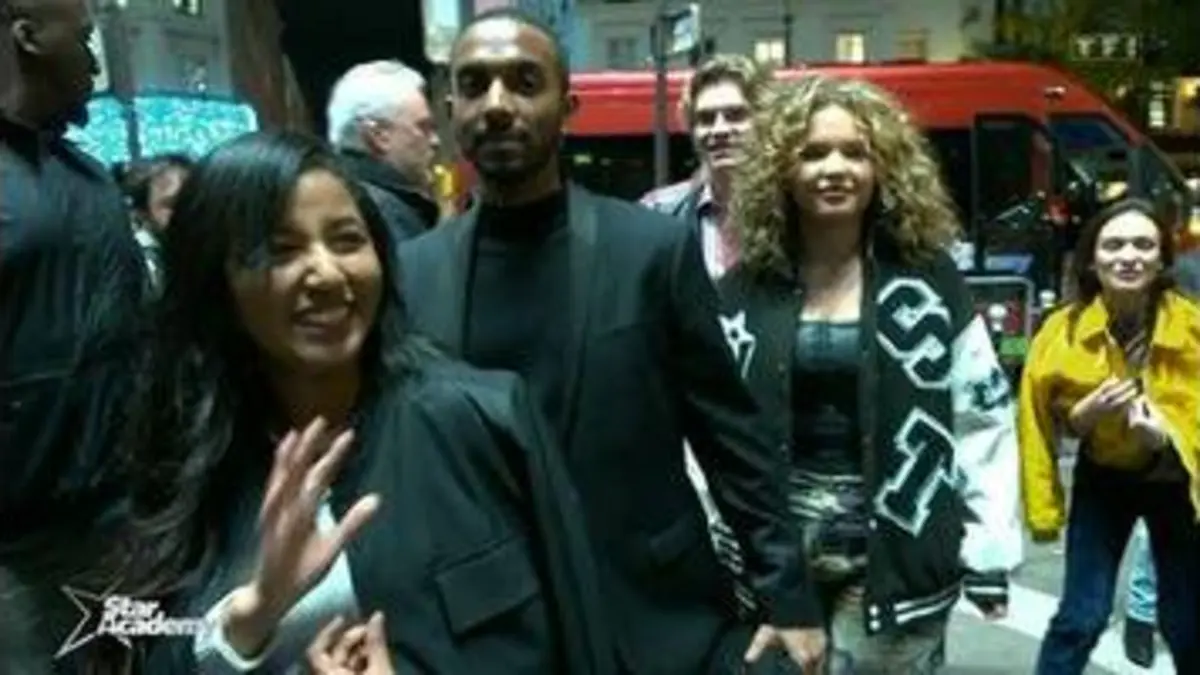 Replay Star Academy du 08/11/2022 : Star Academy 2022 - Les élèves prennent leur premier bain de ...