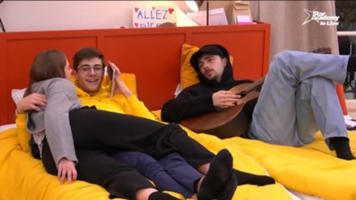 Replay Star Academy du 30/12/2023 : Star Academy 2023 - "Allô coach Joe ?" : Axel toujours prêt ...