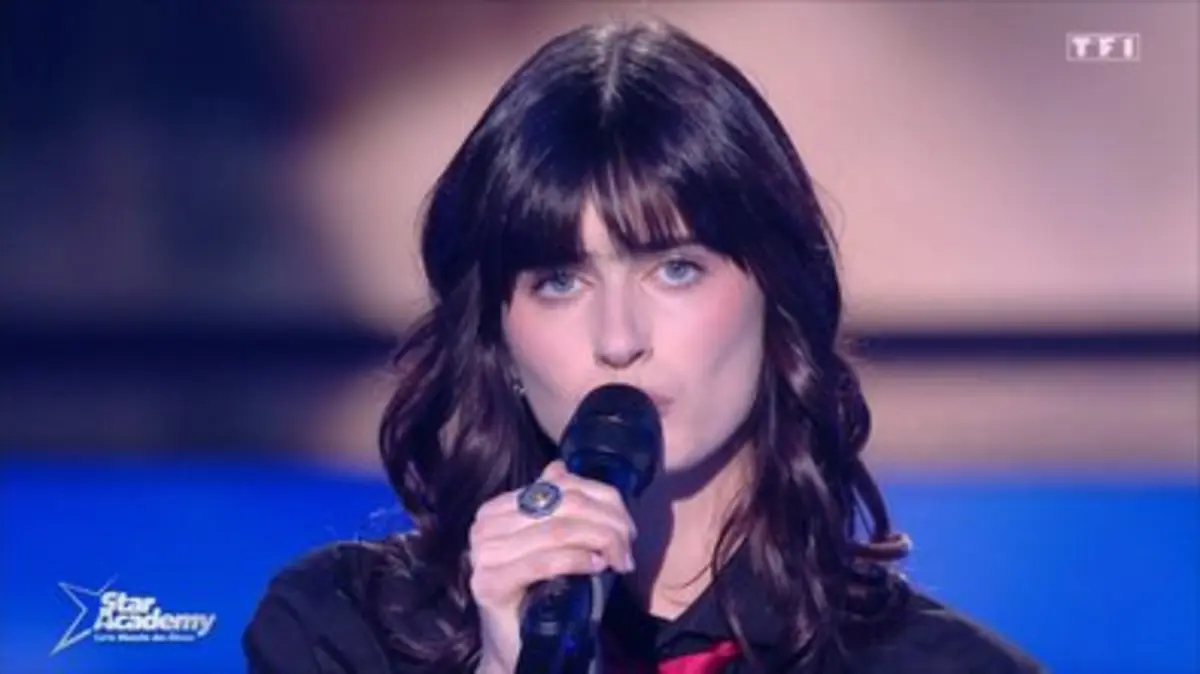 Replay Star Academy du 28/12/2024 : Star Academy 2024 – Marguerite chante "Corps" d’Yseult