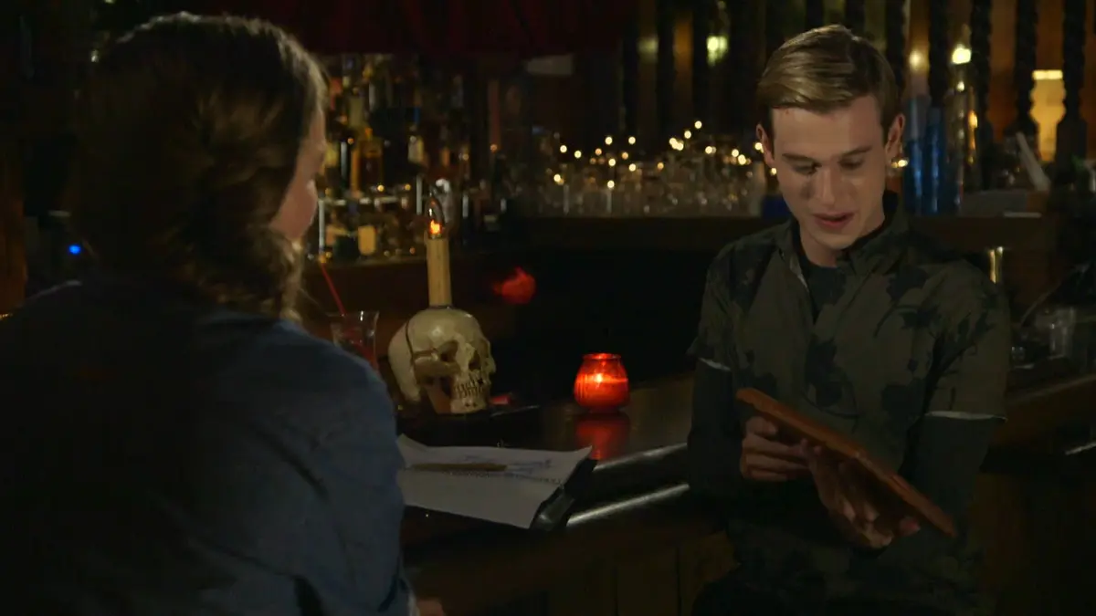 Replay W9 du 01/09/2023 : Tyler Henry : le médium d'Hollywood : S3 E7 ...