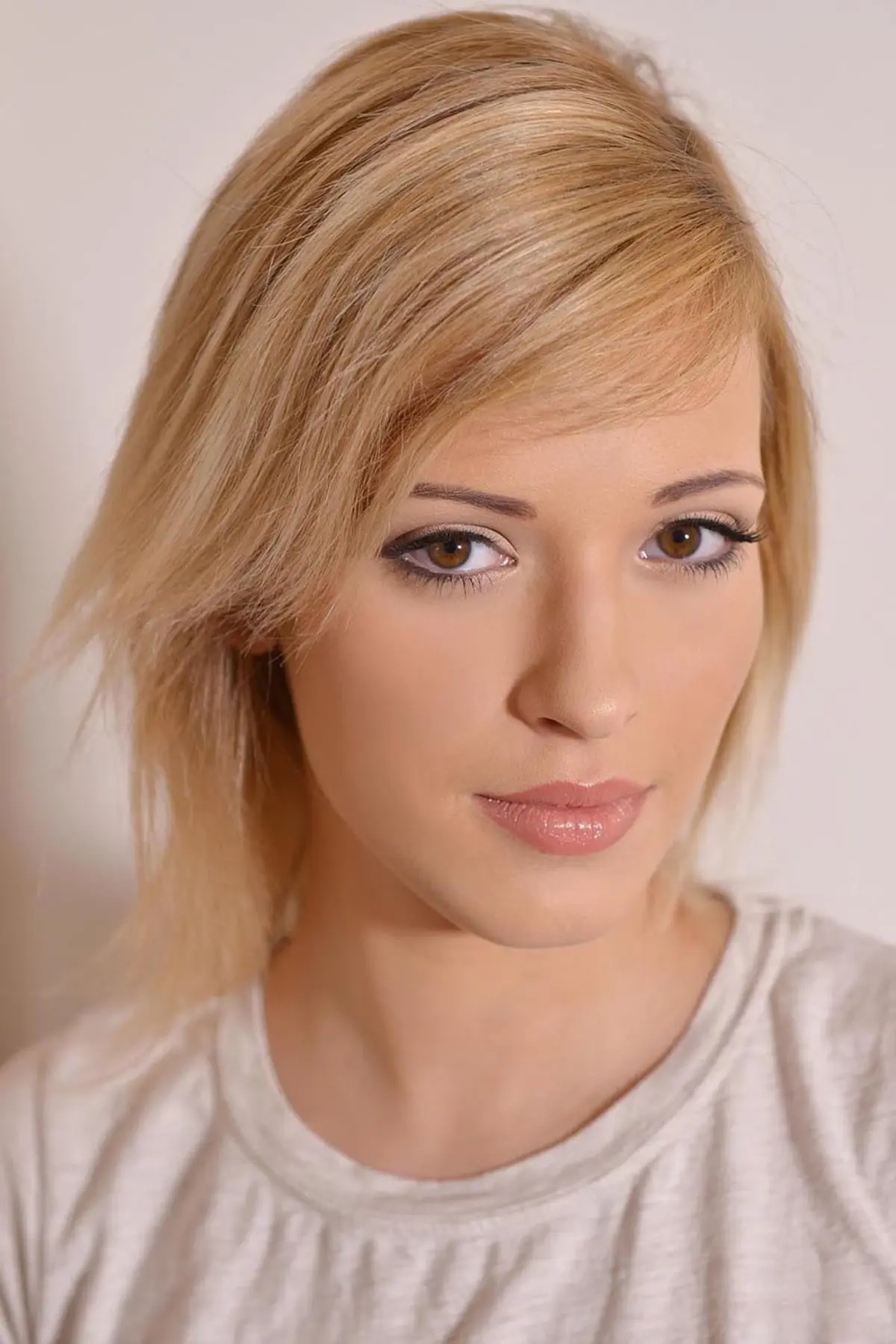 Ria Sunn biographie, news, photos, vidéos et avis