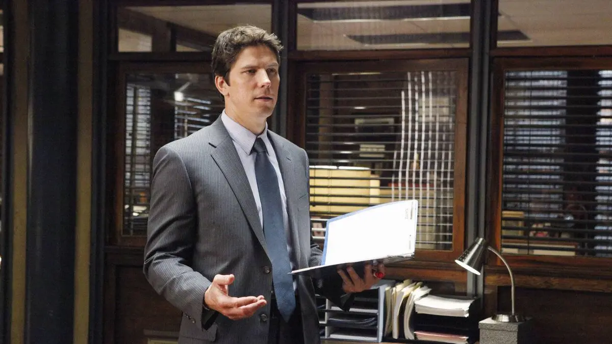 Castle S02E21 Le passé de la cinquante-quatrième (Série) • Programme TV ...